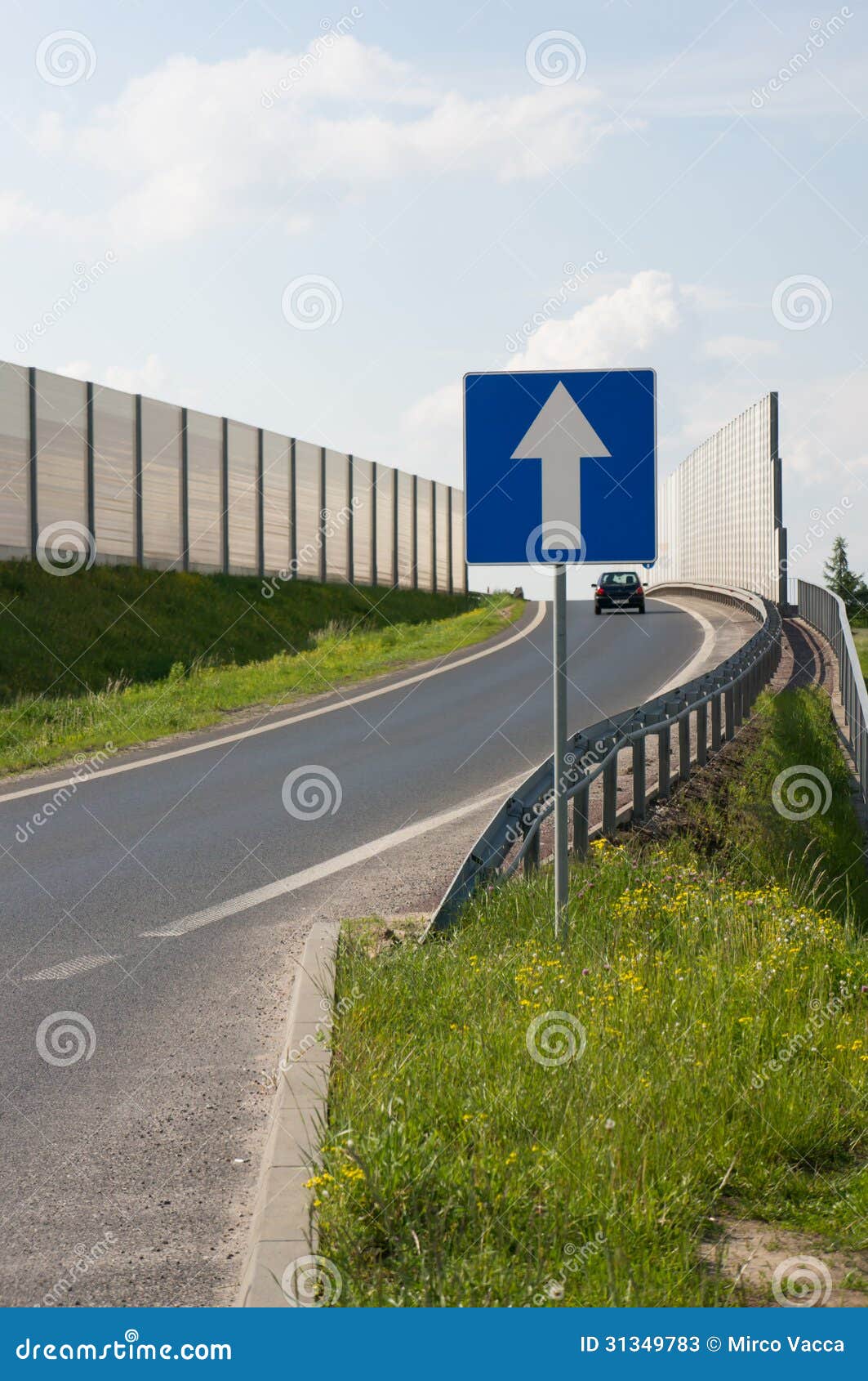 Poteau de signalisation image stock. Image du circulation - 31349783