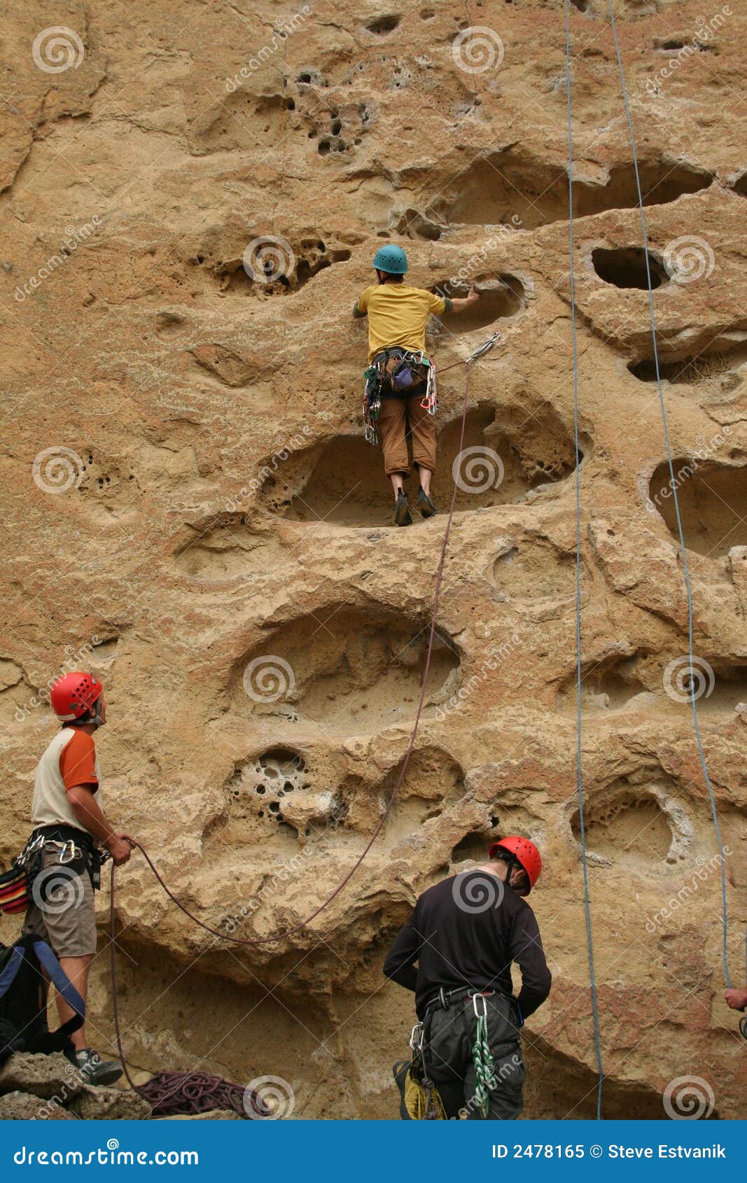 Potholes, climbers on rock stock image. Image of belay - 2478165