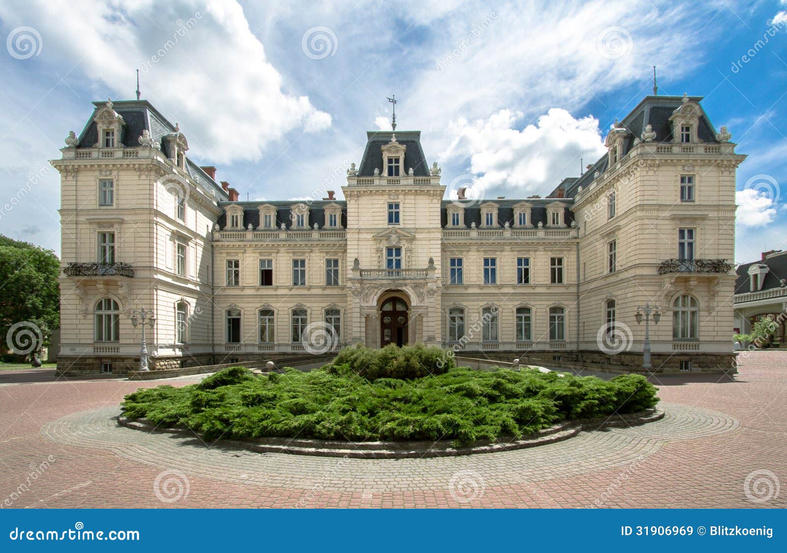Potocki Palace, Lviv stock image. Image of culture, history - 31906969