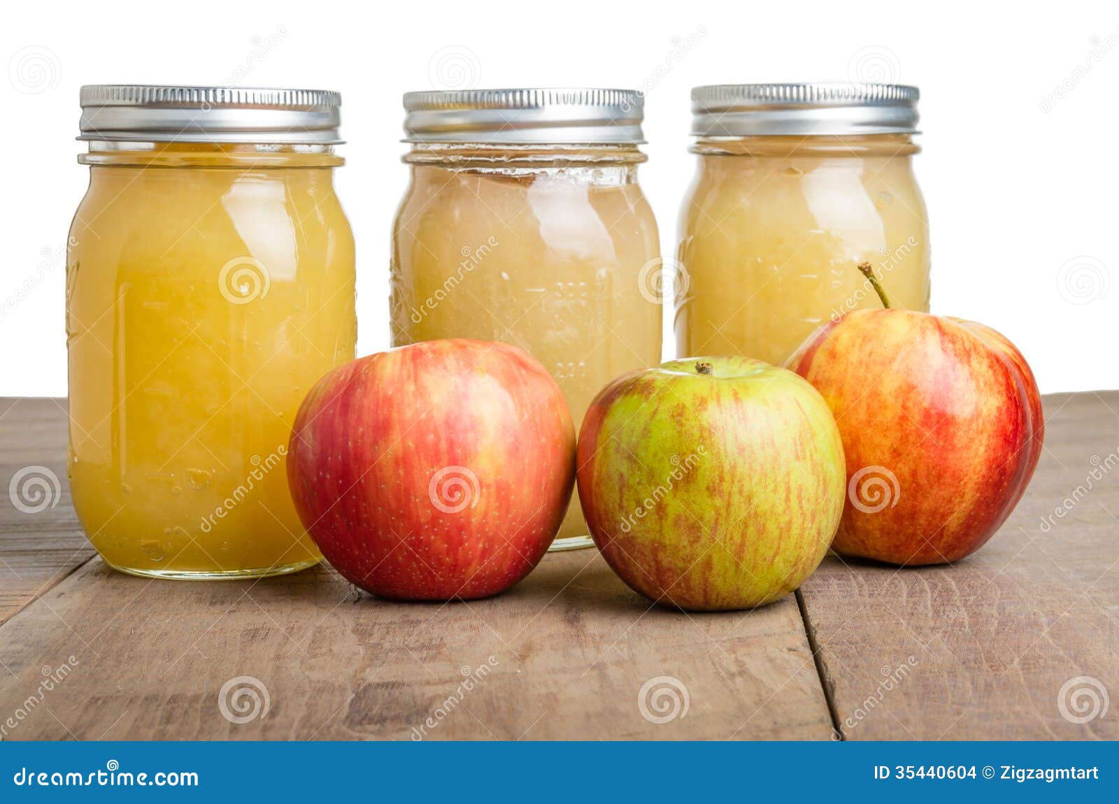Pots De Compote De Pommes Avec Des Pommes Photo stock - Image of ...