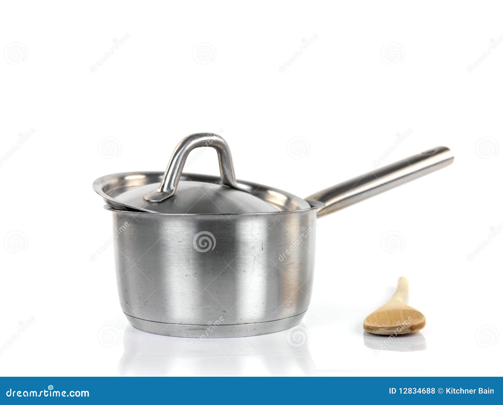 Potten en Pannen stock foto. Image of staal, keukengerei - 12834688