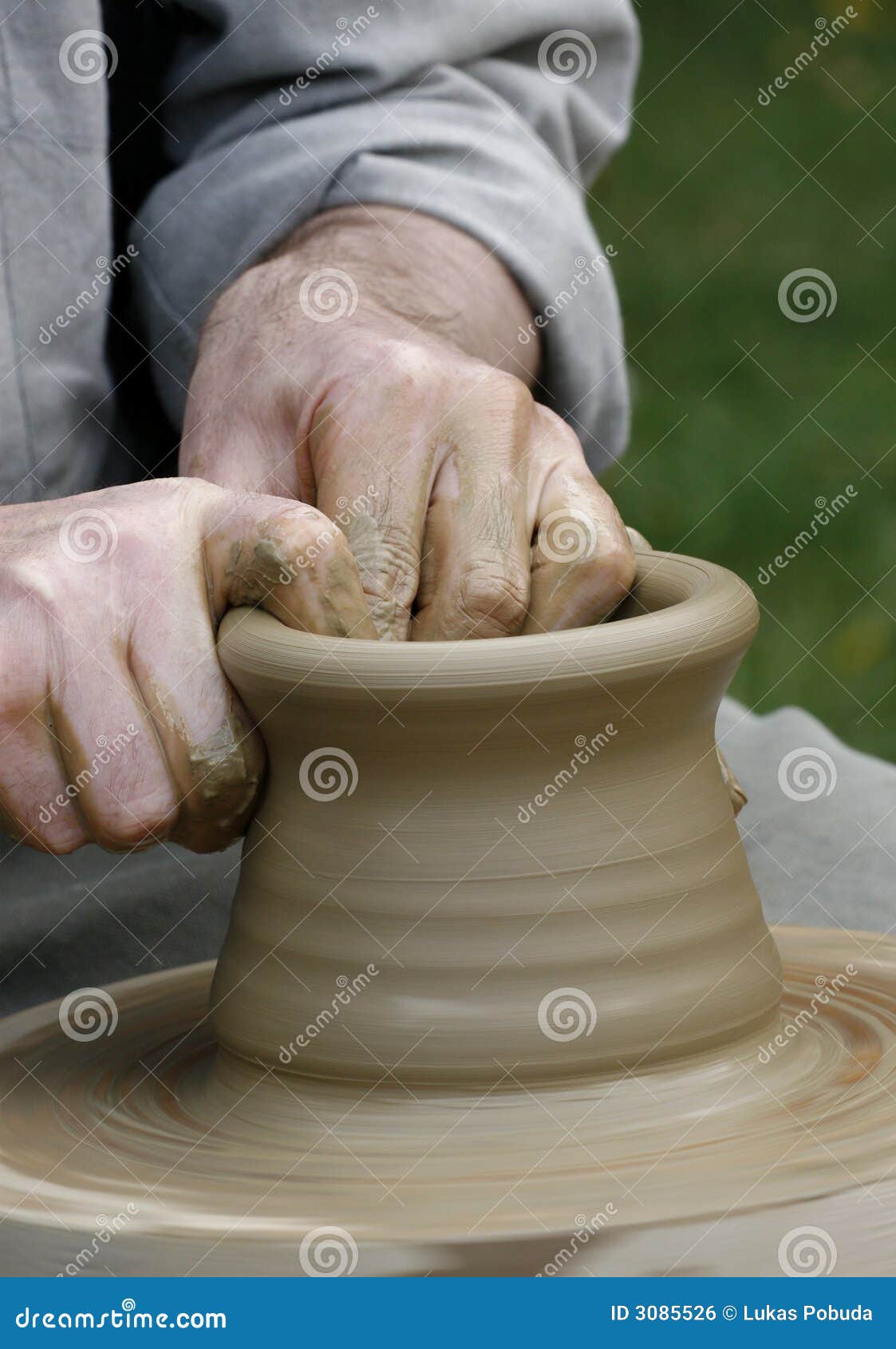 Potter s hands stock photo. Image of craftsmanship, ceramic - 3085526