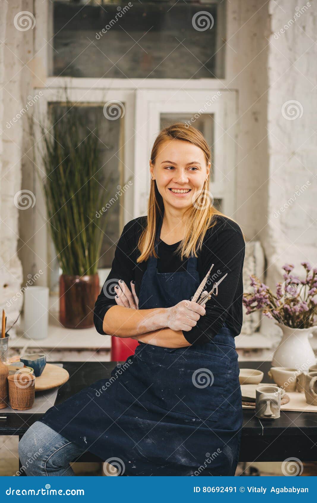 Pottery Master in the Potter Class Stock Image - Image of mold, pottery ...