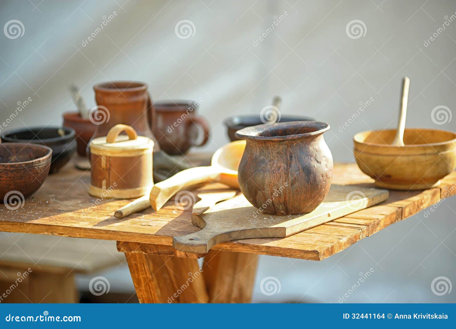 Pottery on the table stock photo. Image of sale, crockery - 32441164