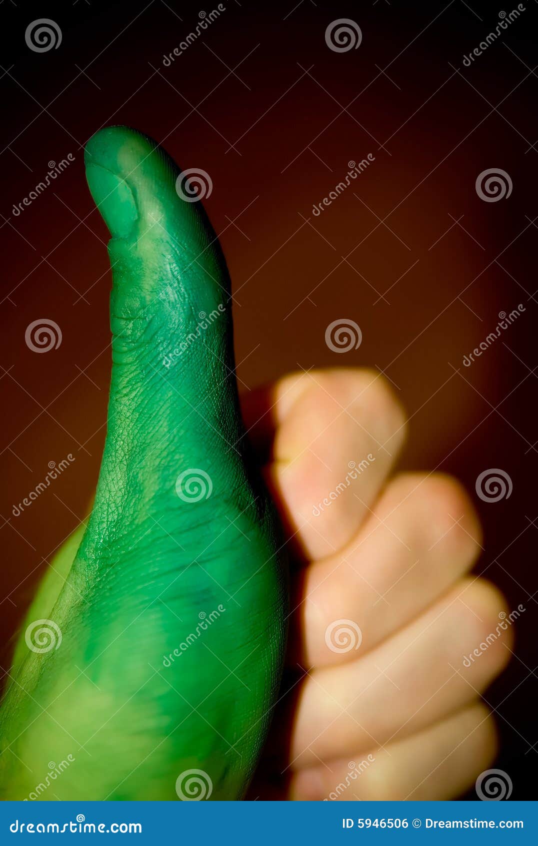 Pouce vert photo stock. Image du jardinage, concept, chance - 5946506