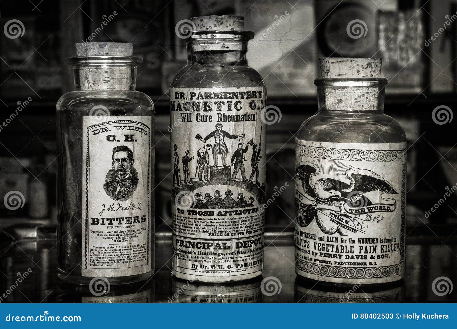 Poudres De Perlimpinpin - Traitements Anciens Photo stock éditorial ...