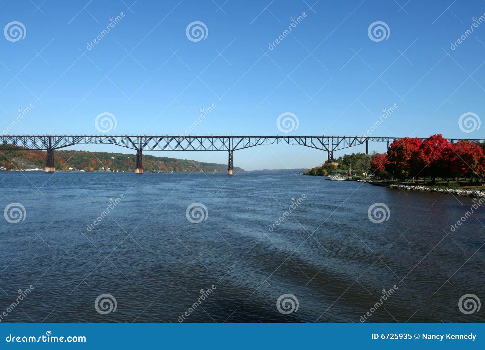 Poughkeepsie Bridge stock image. Image of autumn, county - 6725935