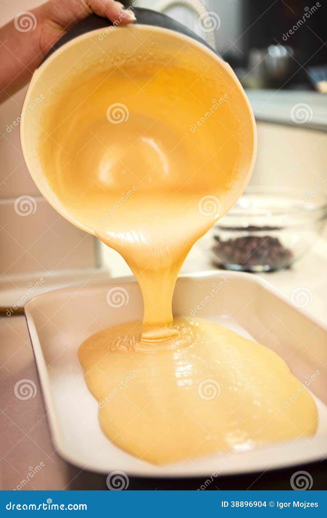Pouring cake mixture stock photo. Image of sweet, homemade - 38896904