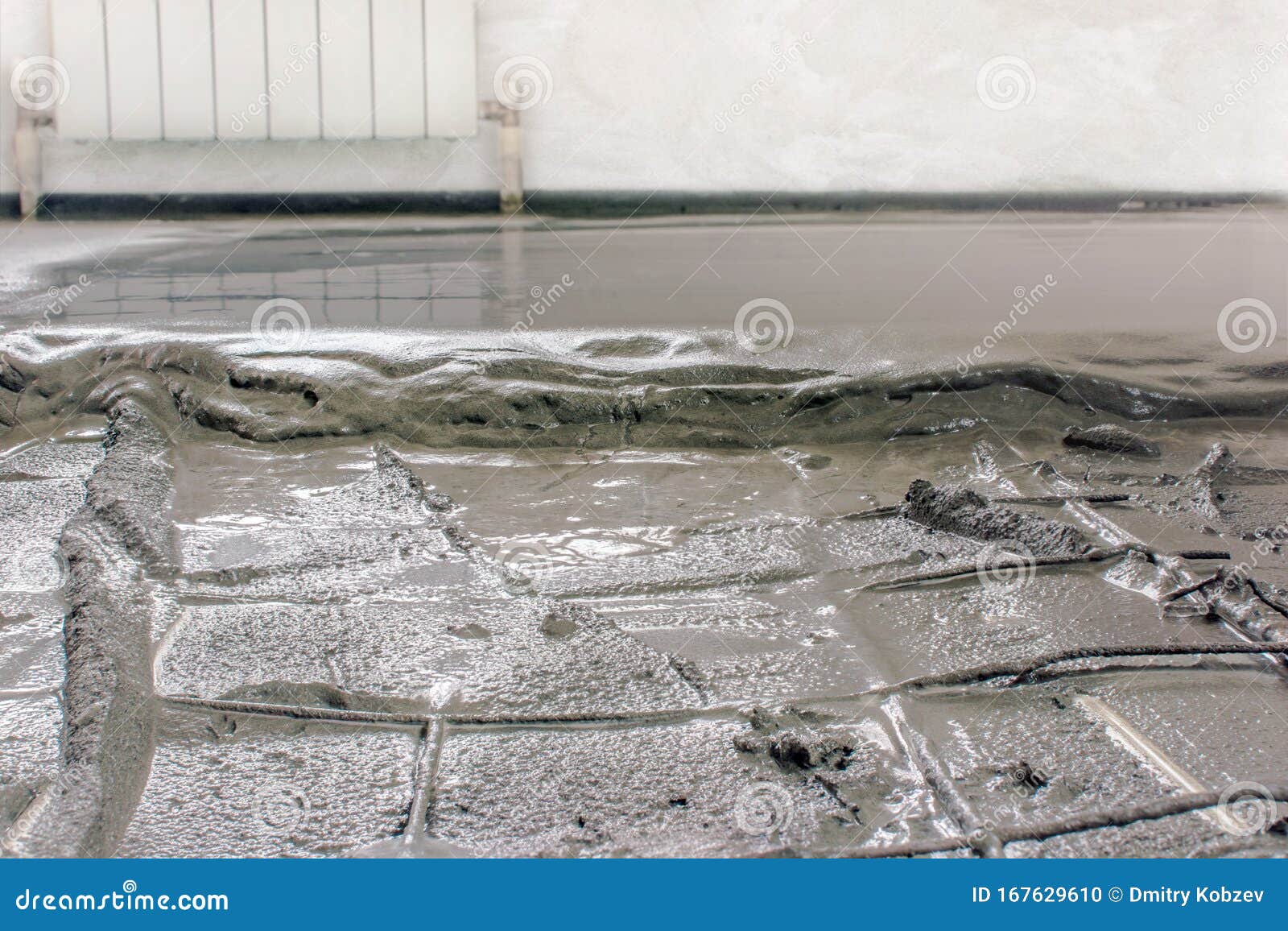 Pouring Concrete Screed with Underfloor Heating Function Stock Photo ...