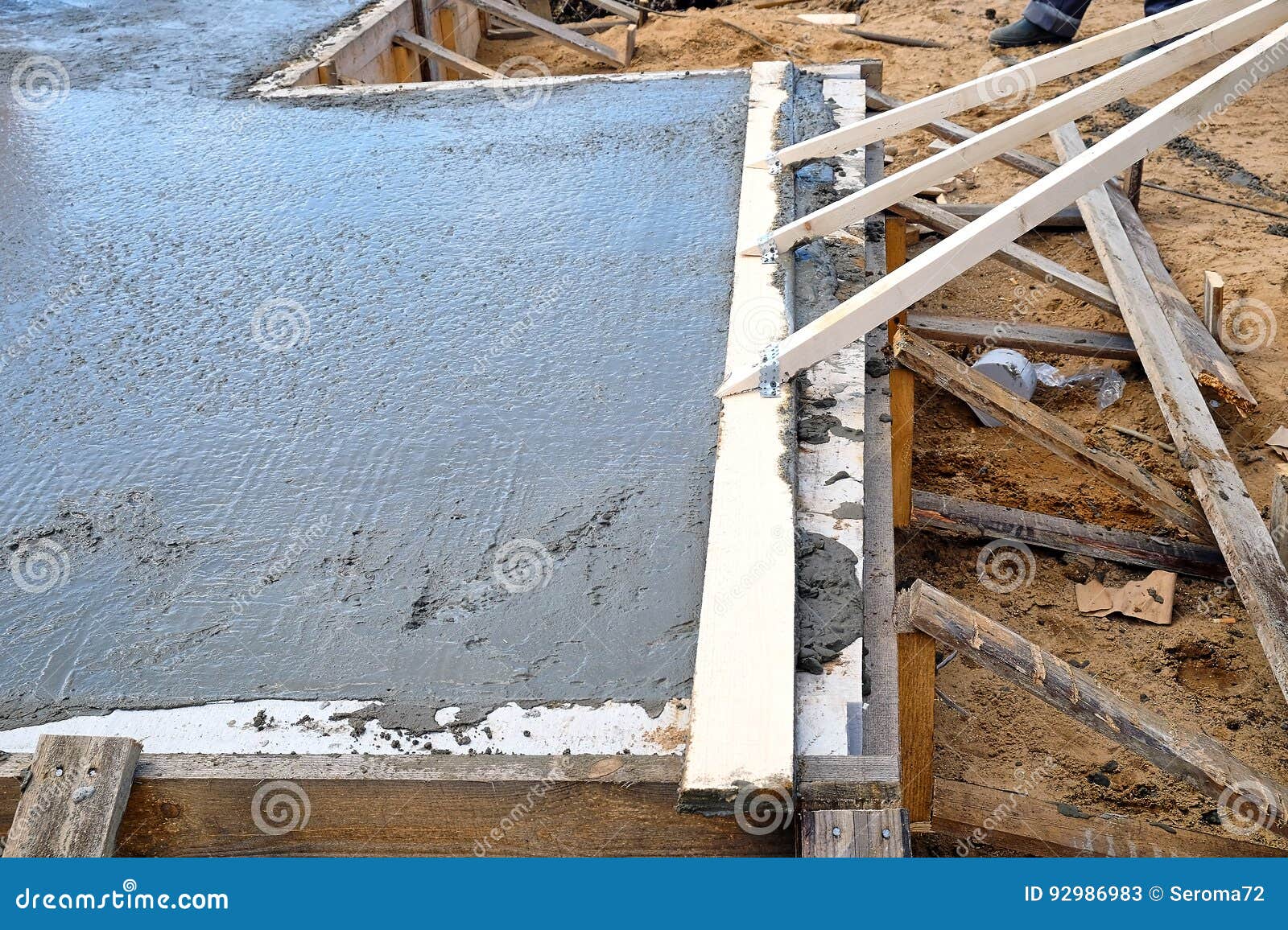 Pouring concrete slab stock image. Image of tool, float - 92986983