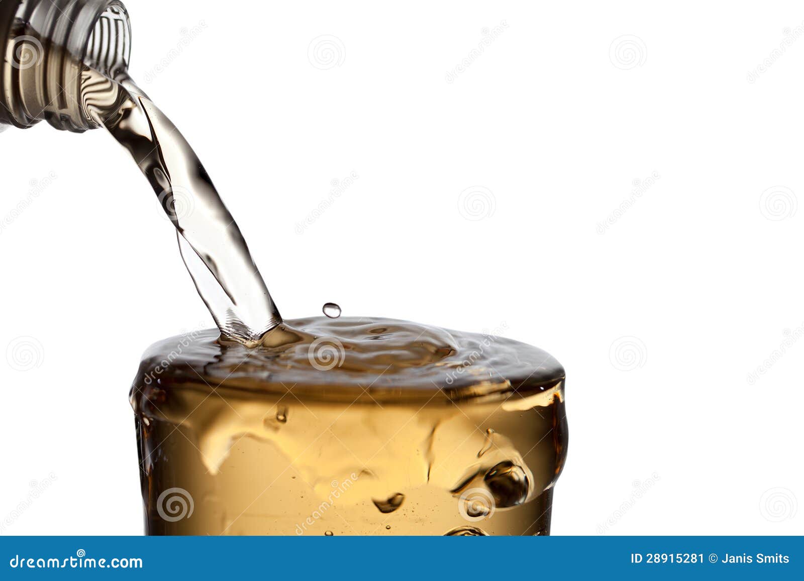 Pouring drink. stock image. Image of night, pour, bottle - 28915281