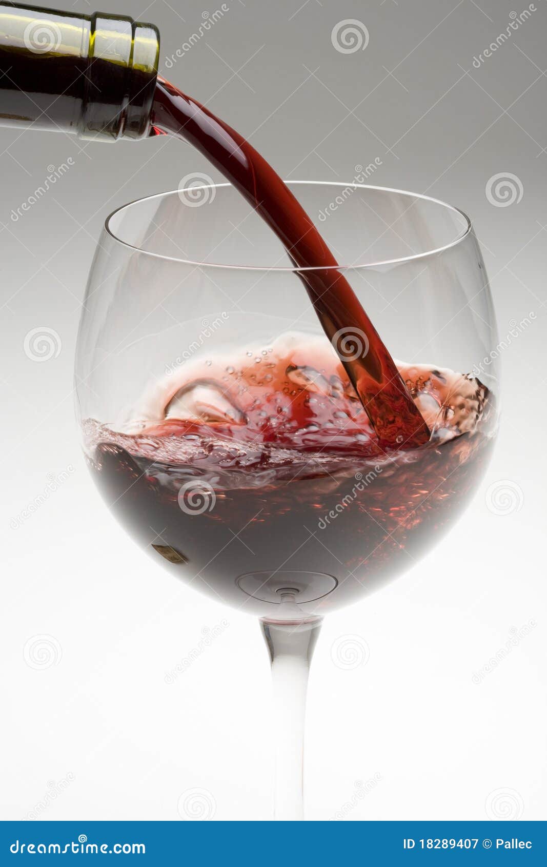 Pouring red wine stock image. Image of splash, splashing - 18289407