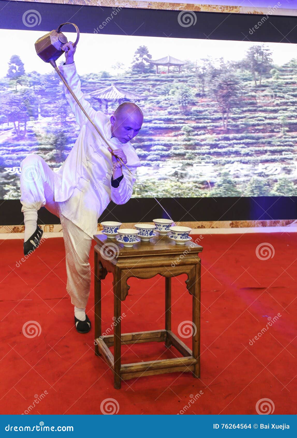 Pouring Tea Performance in Chengdu,china Editorial Stock Image - Image ...