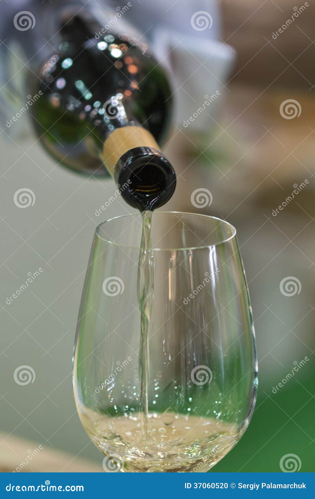 Pouring White Wine for Tasting Stock Photo - Image of sommelier, bubble ...