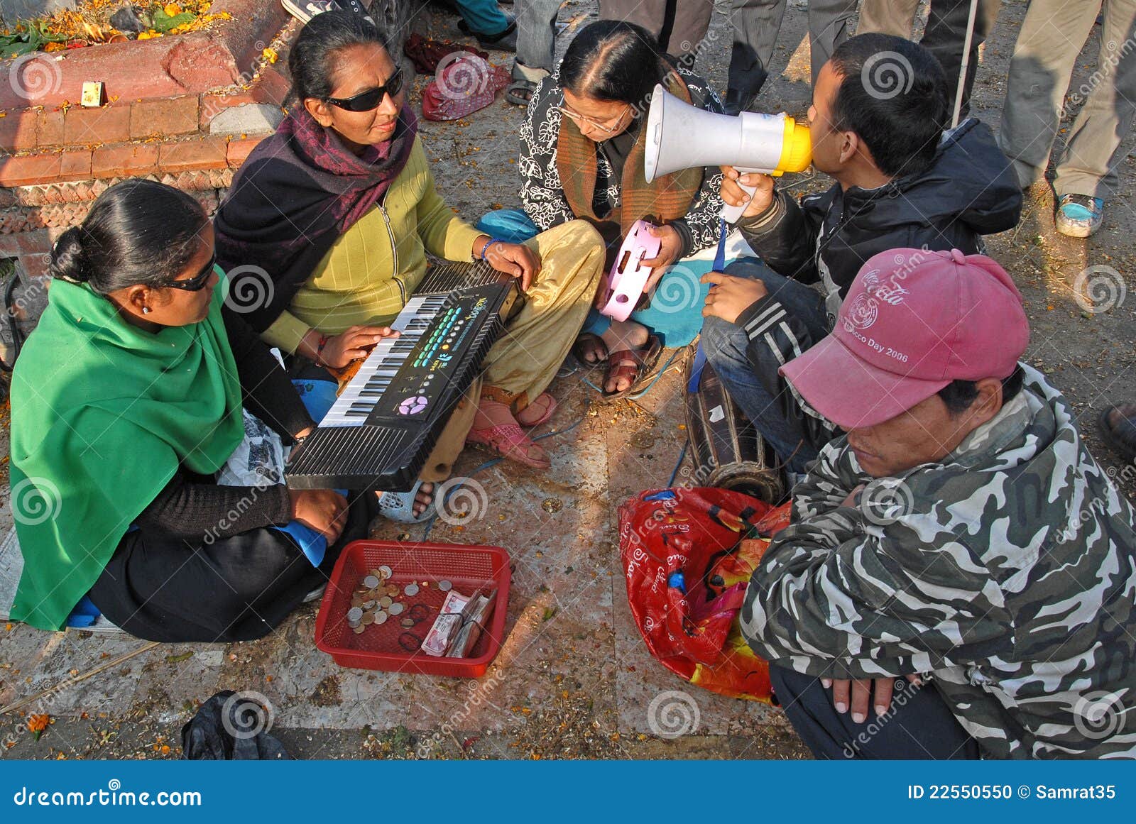 Poverty in Nepal editorial image. Image of dress, travel - 22550550