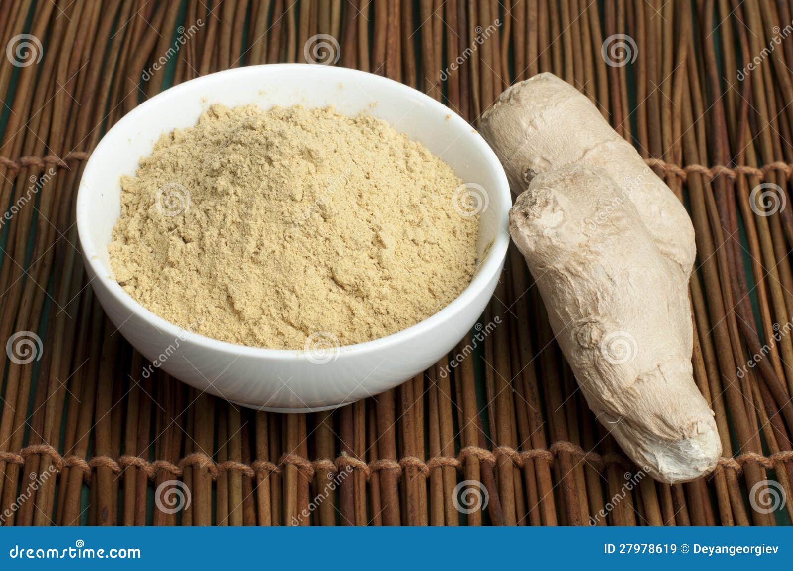 Powdered Ginger in a Bowl and Whole Ginger Stock Image - Image of brown ...