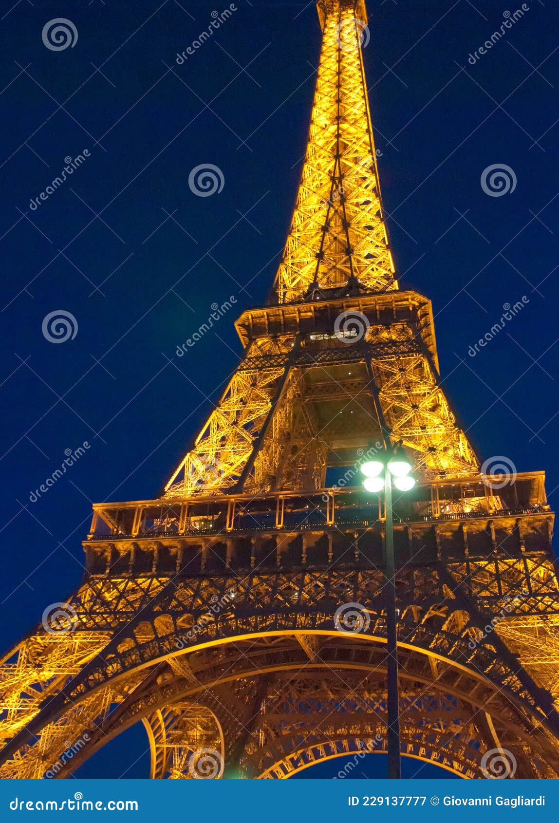 Power of Eiffel Tower in Paris Editorial Photography - Image of high ...