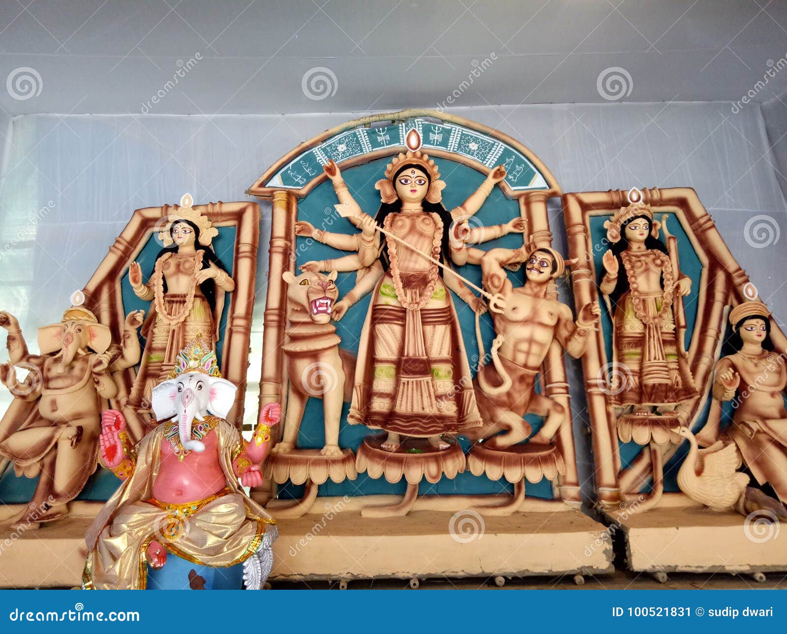 Ma Durga idol thakur stock image. Image of madebymud - 100521831