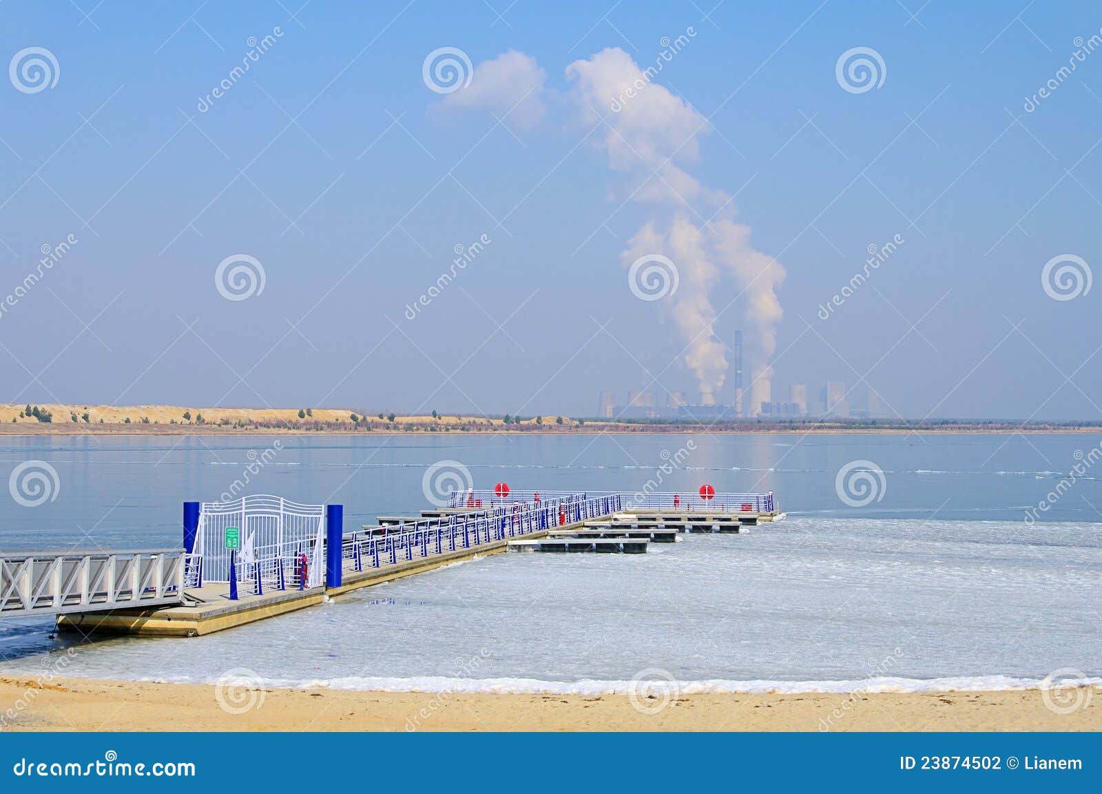Power Plant Boxberg and Lake Stock Photo - Image of harbour, boxberg ...