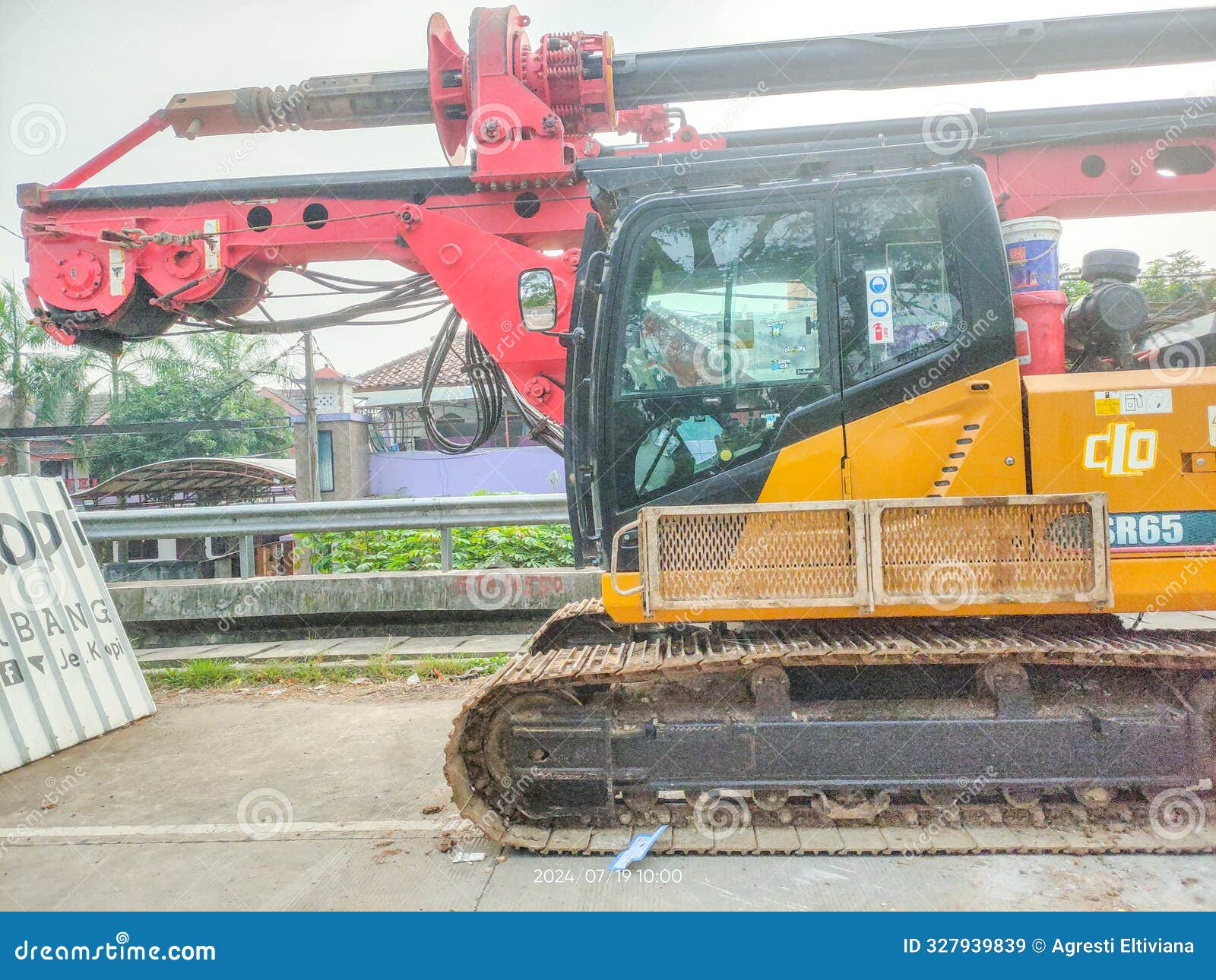 Power and Precision: the Mighty Excavator Editorial Stock Image - Image ...