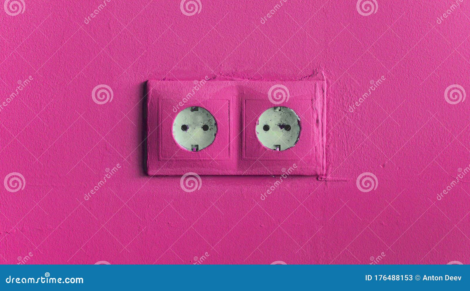 Power Socket, Single Power Socket in Empty Wall Stock Image - Image of ...