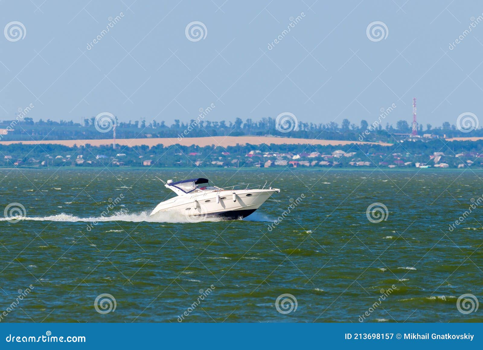 Speedboat Cruising in the Sea Bay Stock Image - Image of motor, lake ...