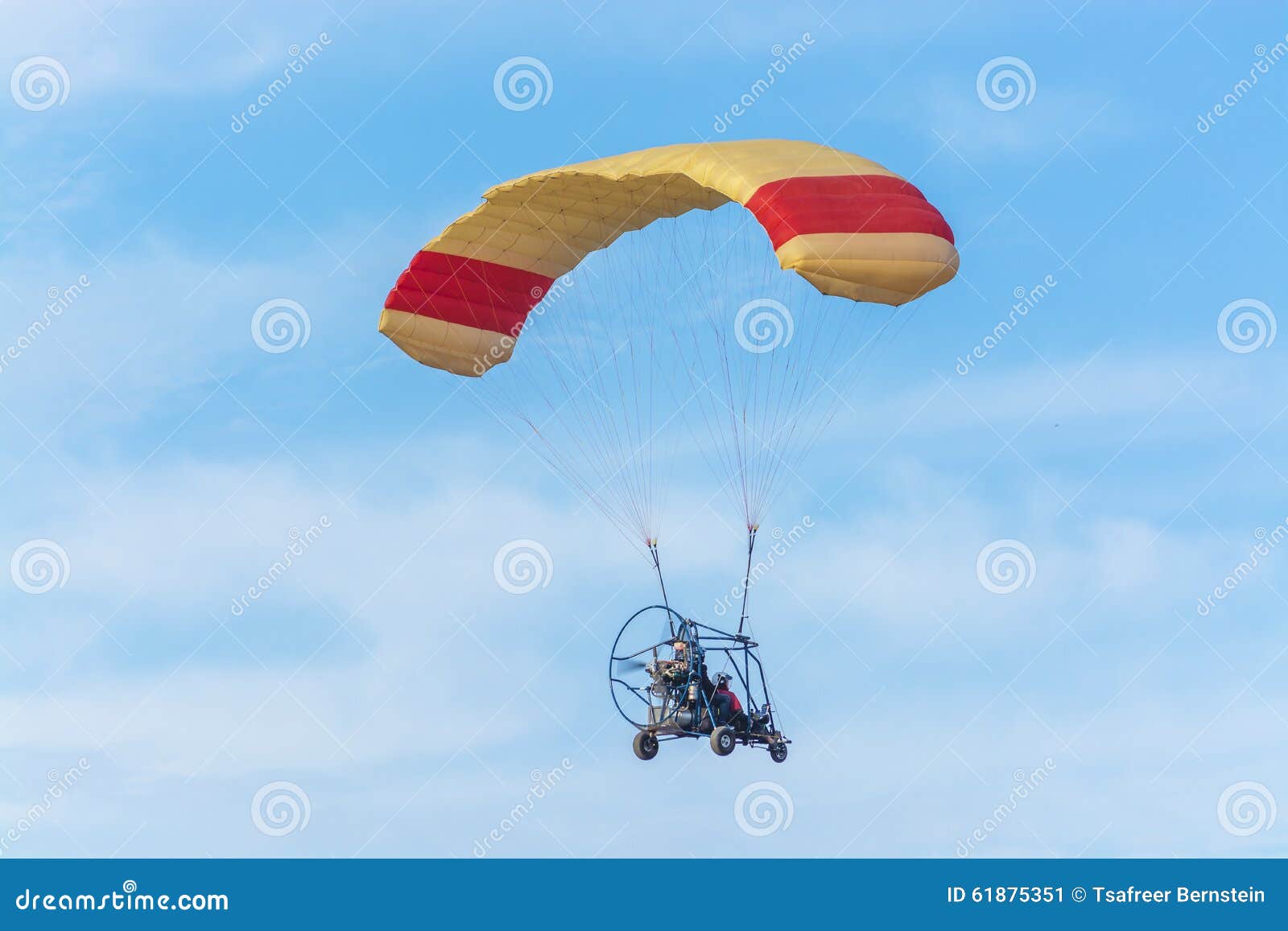 Powered Tandem Para Glider Flying Stock Image - Image of activity ...