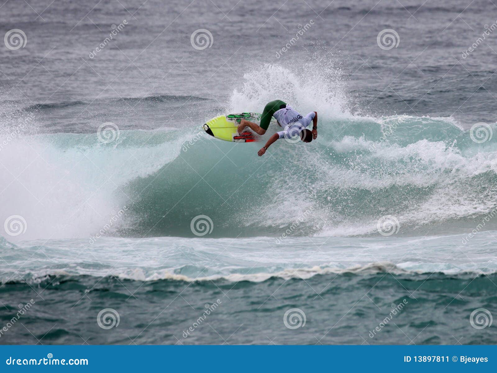 Powerful surfer editorial photo. Image of australia, splash - 13897811