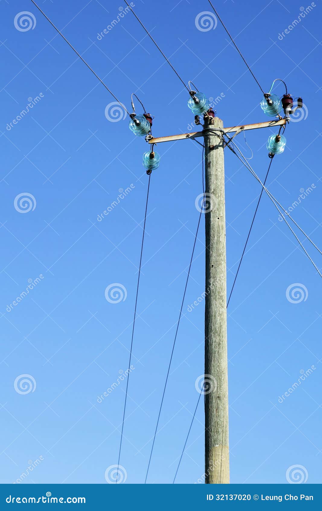 Powerline on wooden pillar stock photo. Image of pillar - 32137020