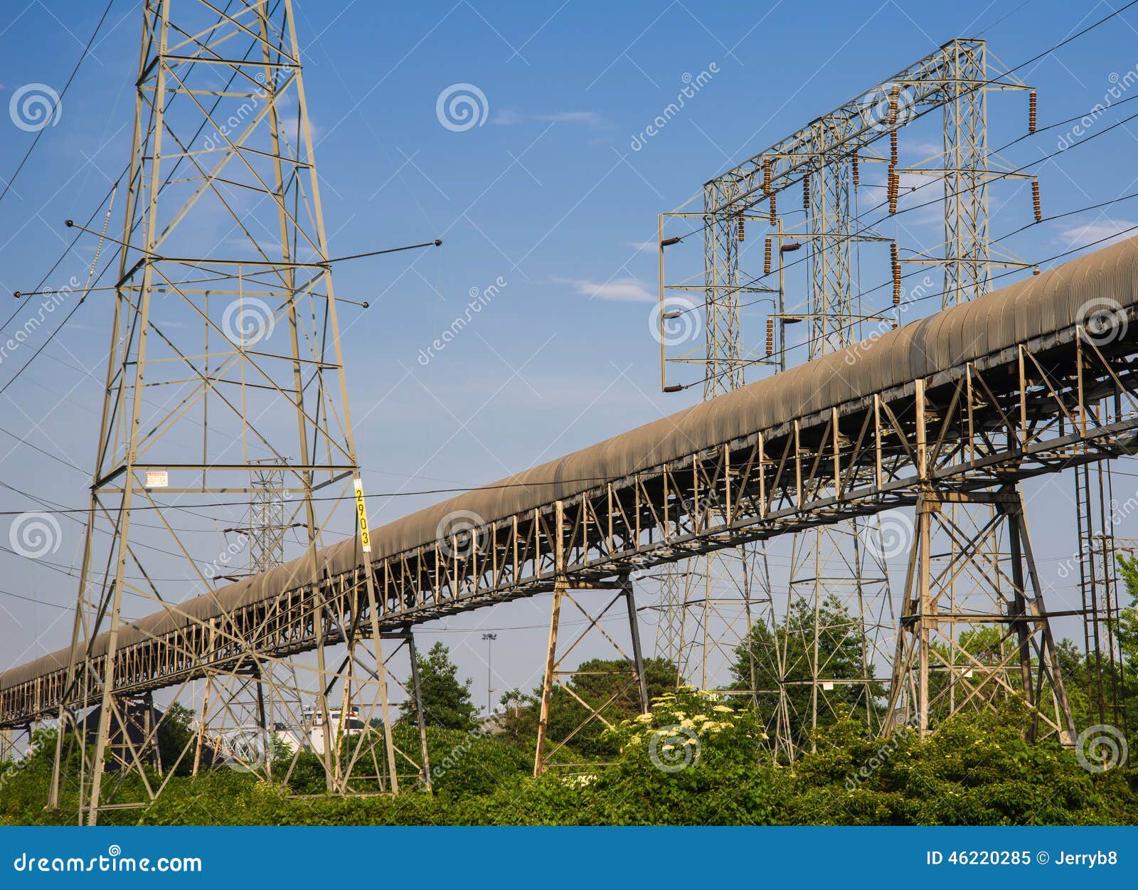 Powerlines Structure stock image. Image of electric, long - 46220285