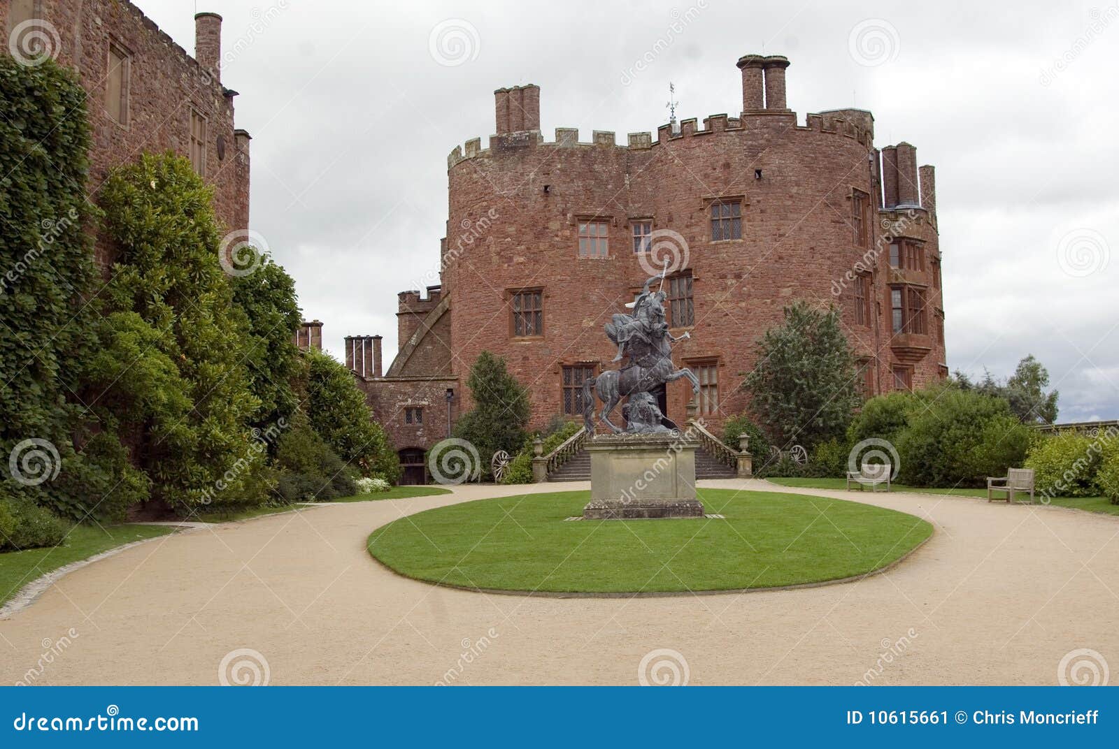 Powis Castle stock image. Image of defence, battle, garden - 10615661