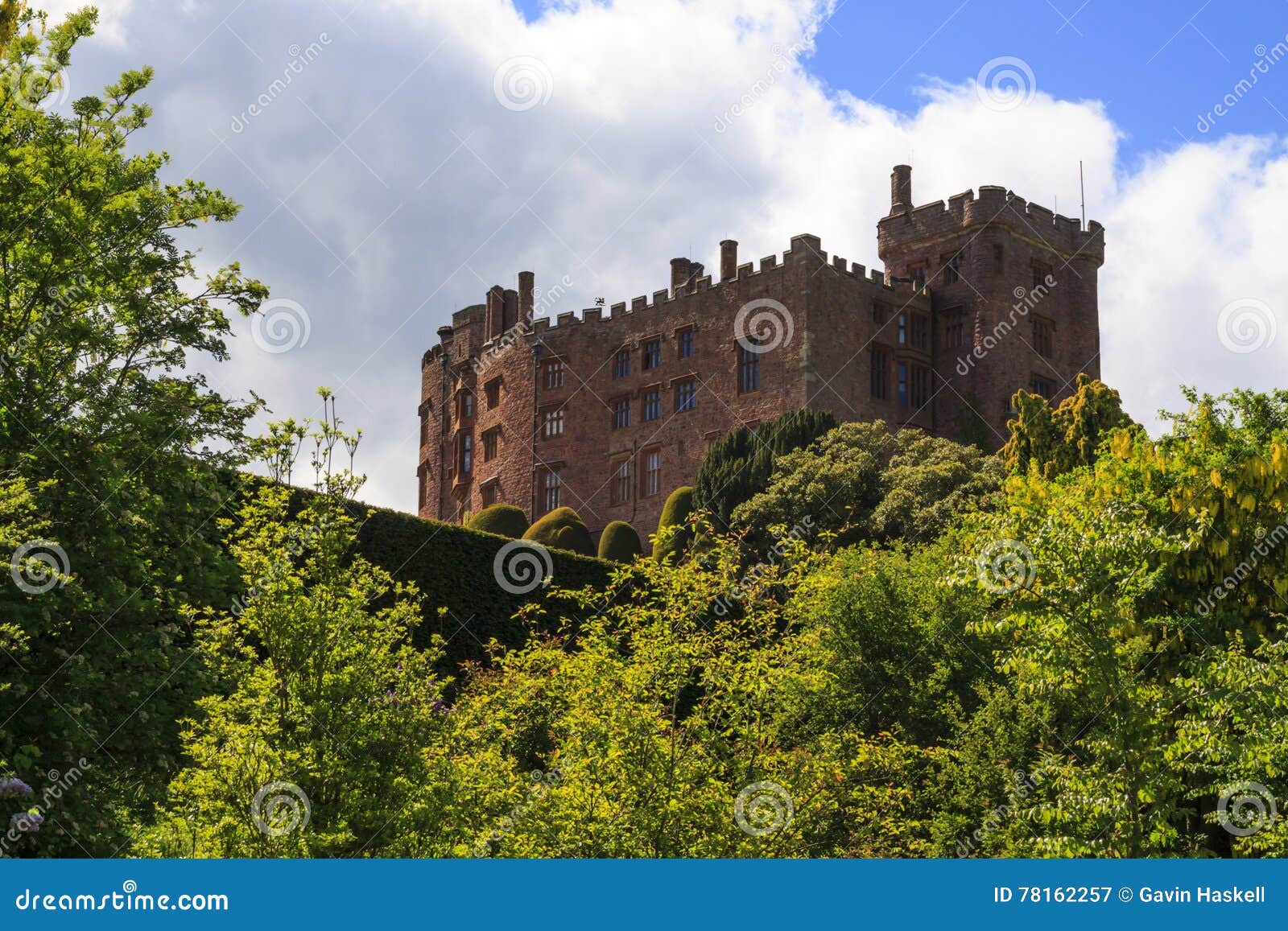 Powis Castle editorial photography. Image of castell - 78162257
