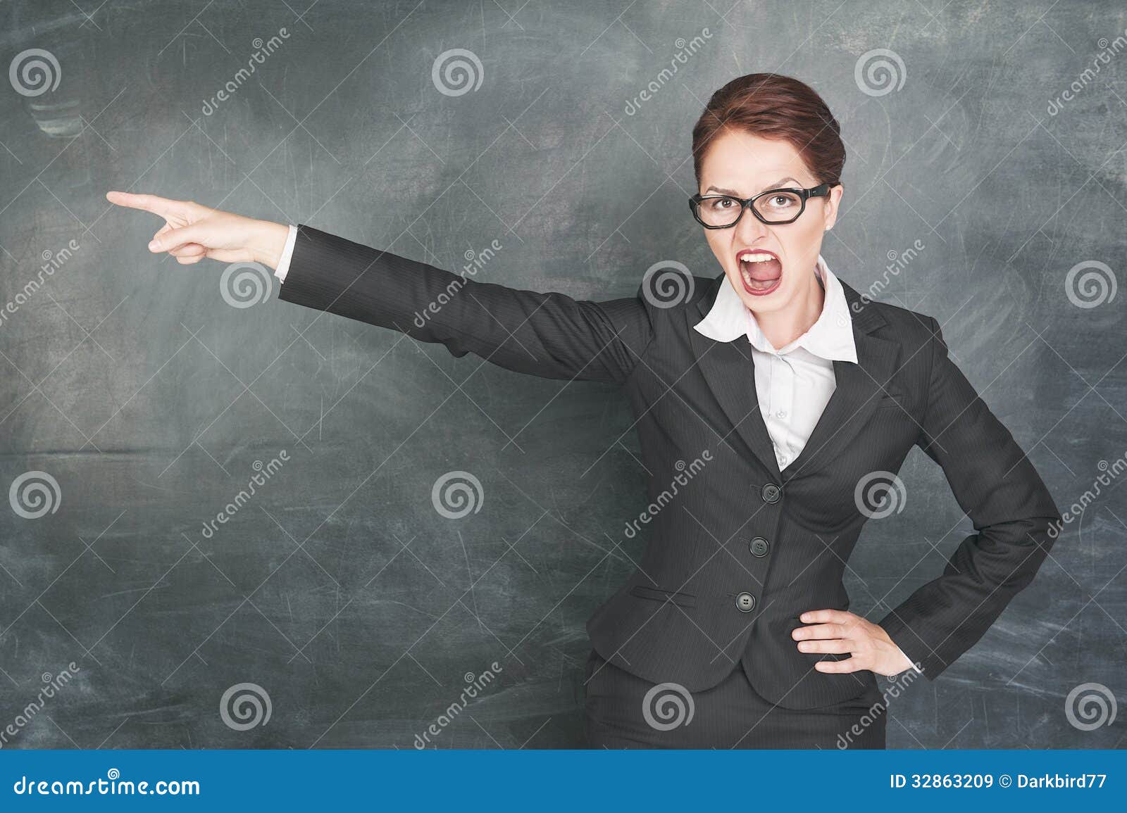 Préciser Fâché De Professeur Image stock - Image du intérieur, éclat ...