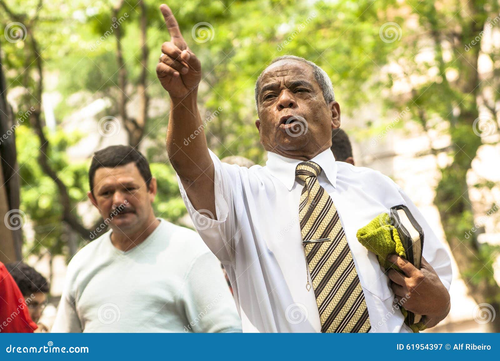 Prédicateur évangélique photographie éditorial. Image du hommes - 61954397