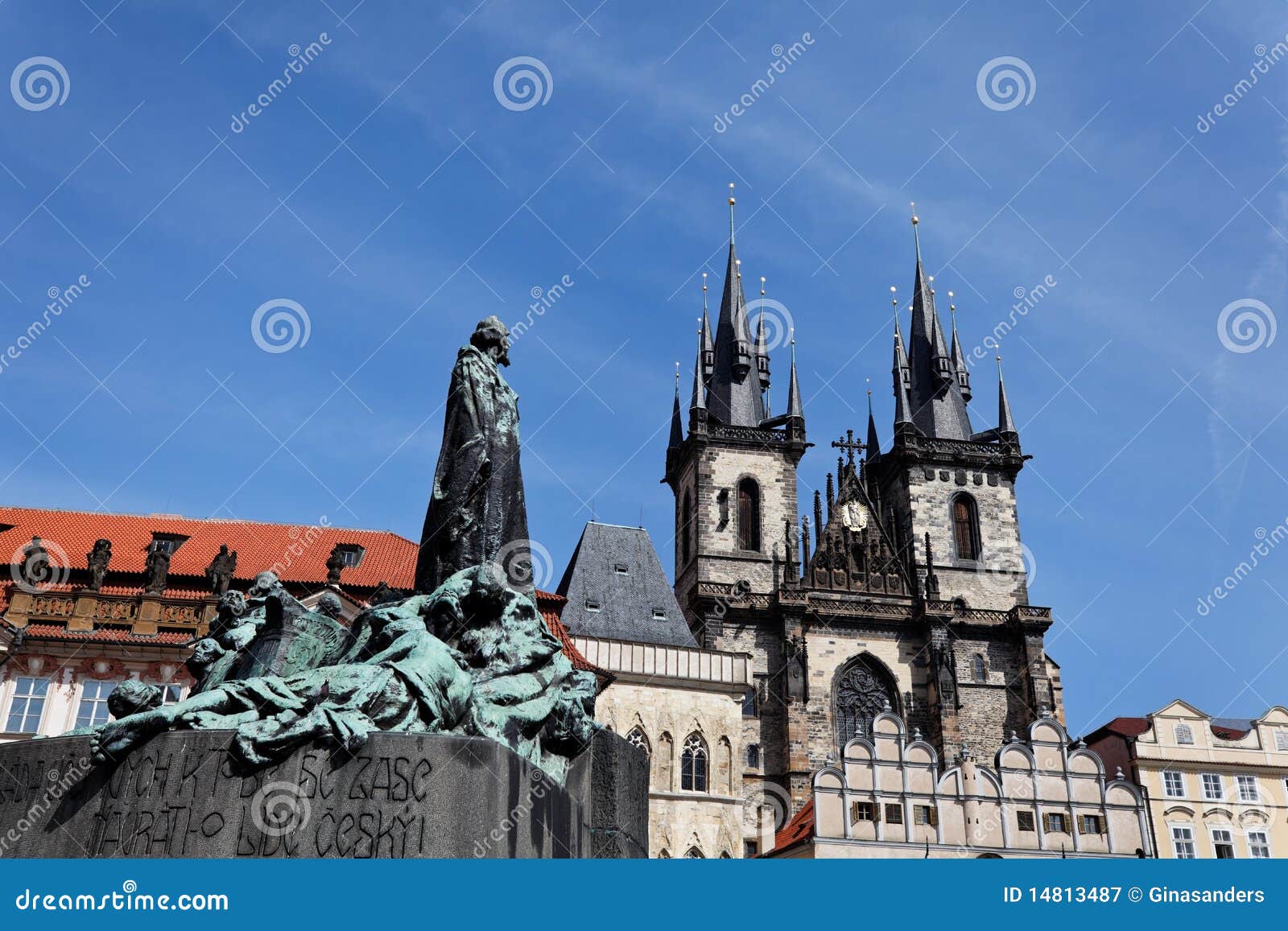 Praag, Het Oude Vierkant Van De Stad, Kerk Tyn Stock Afbeelding - Image ...