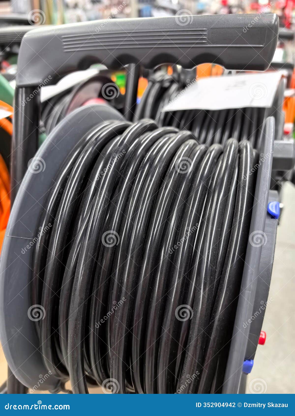 Practical Guide To a Winding Cable Reel for Efficient Organization and ...