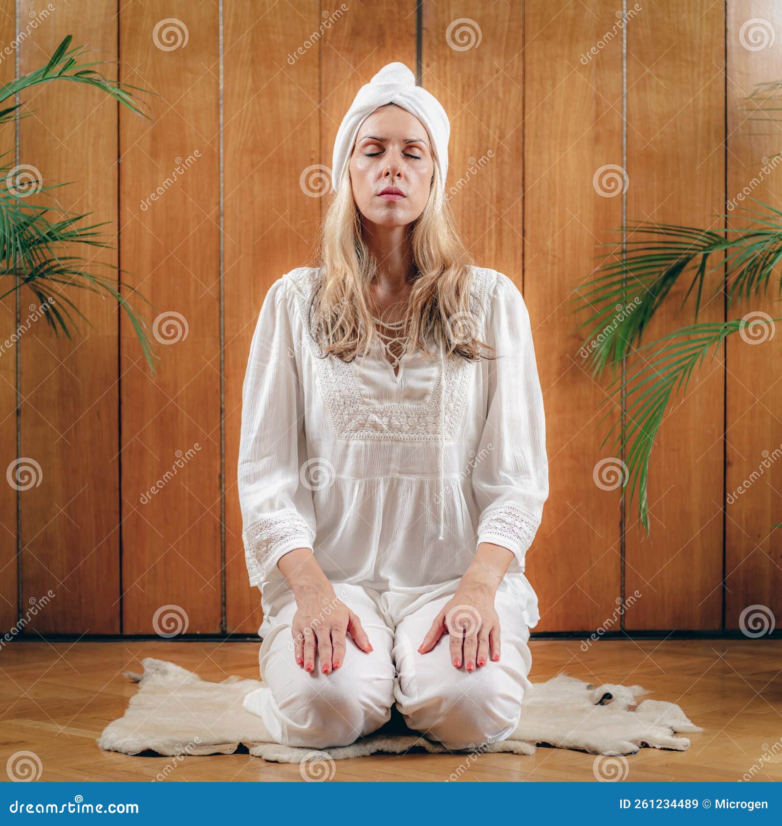 Kundalini Yoga Kriya for Inner and Outer Vision Stock Image - Image of ...