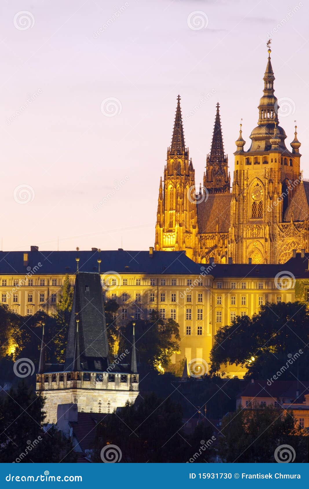 Praga - castello hradcany fotografia stock. Immagine di male - 15931730