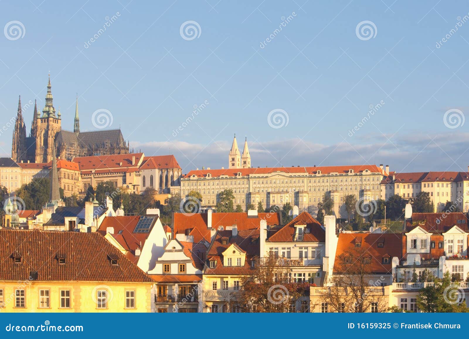 Praga - castello hradcany immagine stock. Immagine di mattina - 16159325