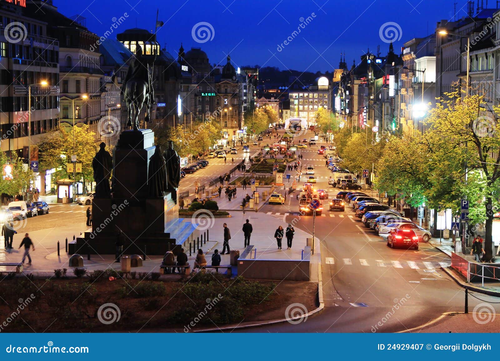 Praga, El Capital De La República Checa Fotografía editorial - Imagen ...