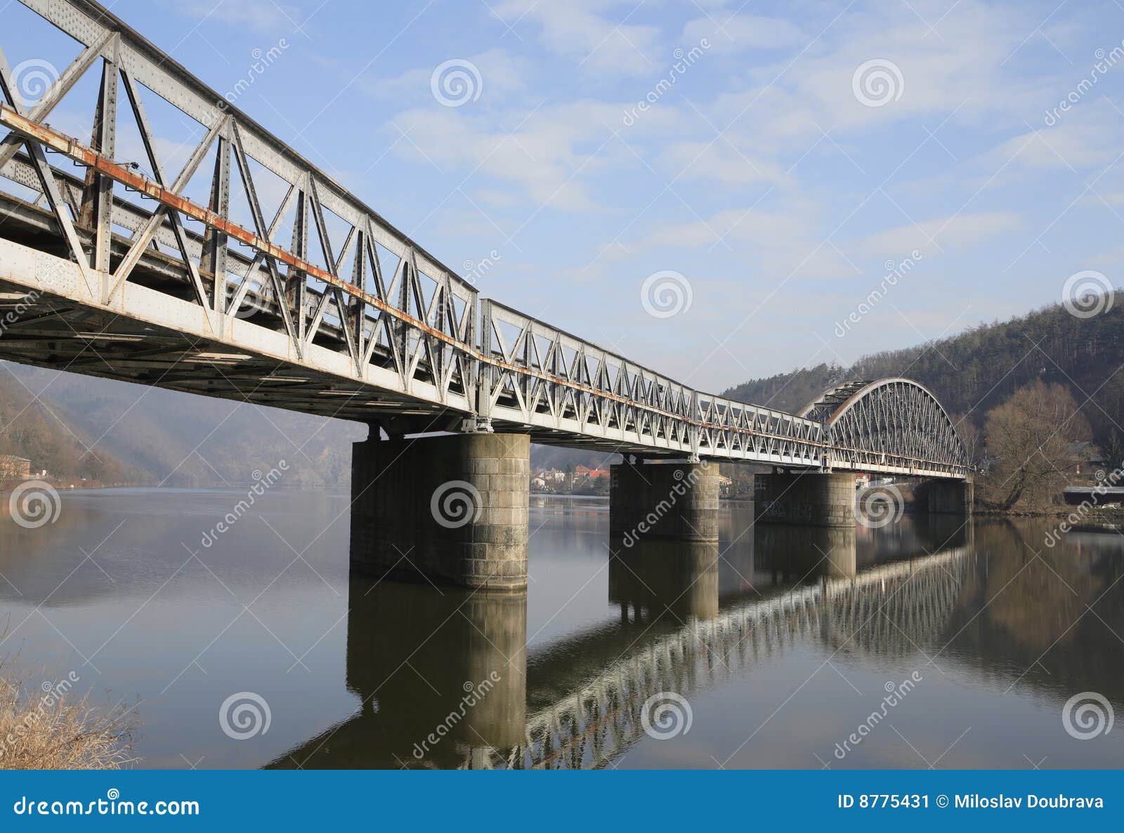 Prague railway bridge stock image. Image of span, architecture - 8775431