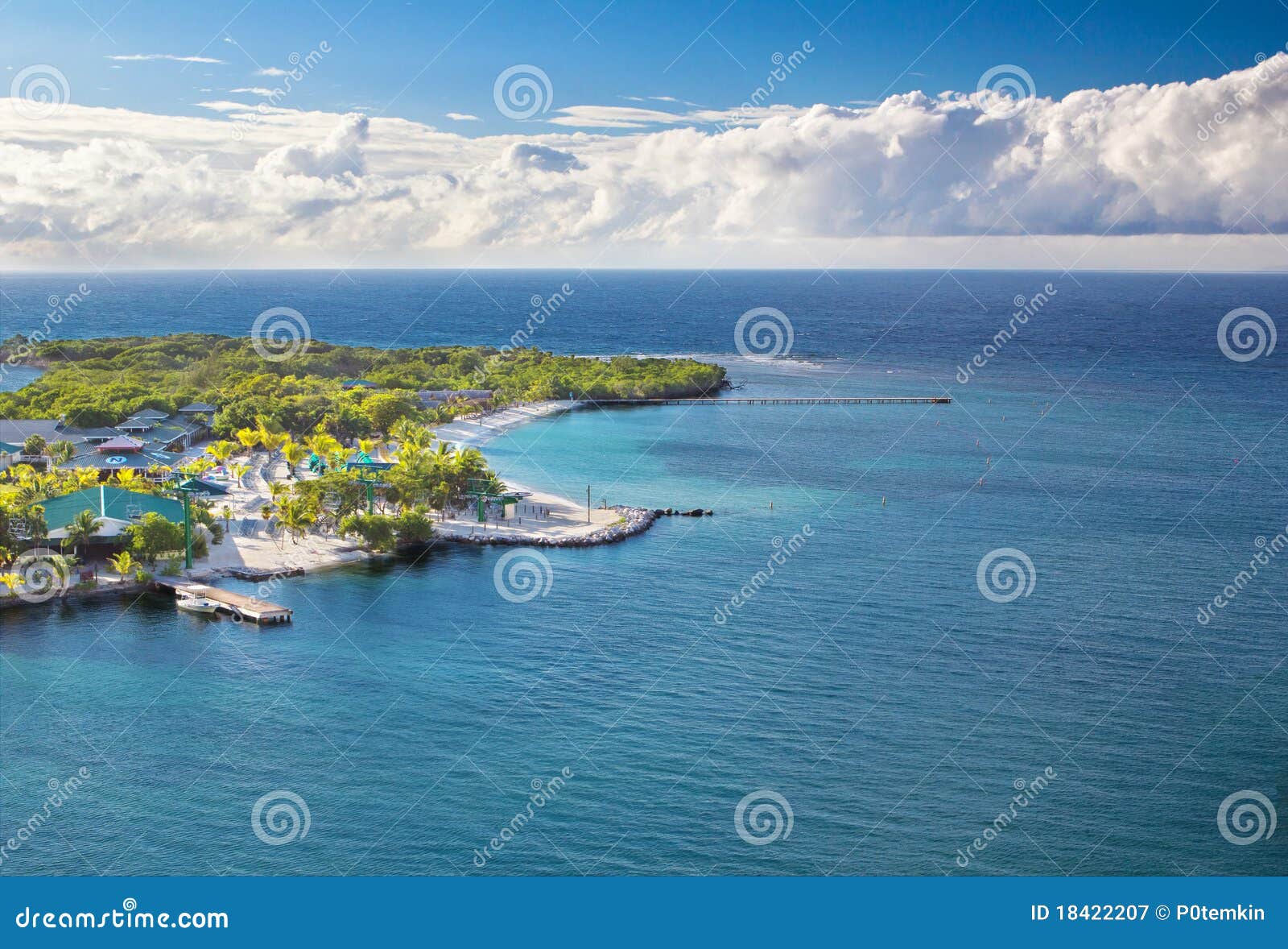 Praia De Isla Roatan Em Honduras Imagem de Stock - Imagem de vila ...