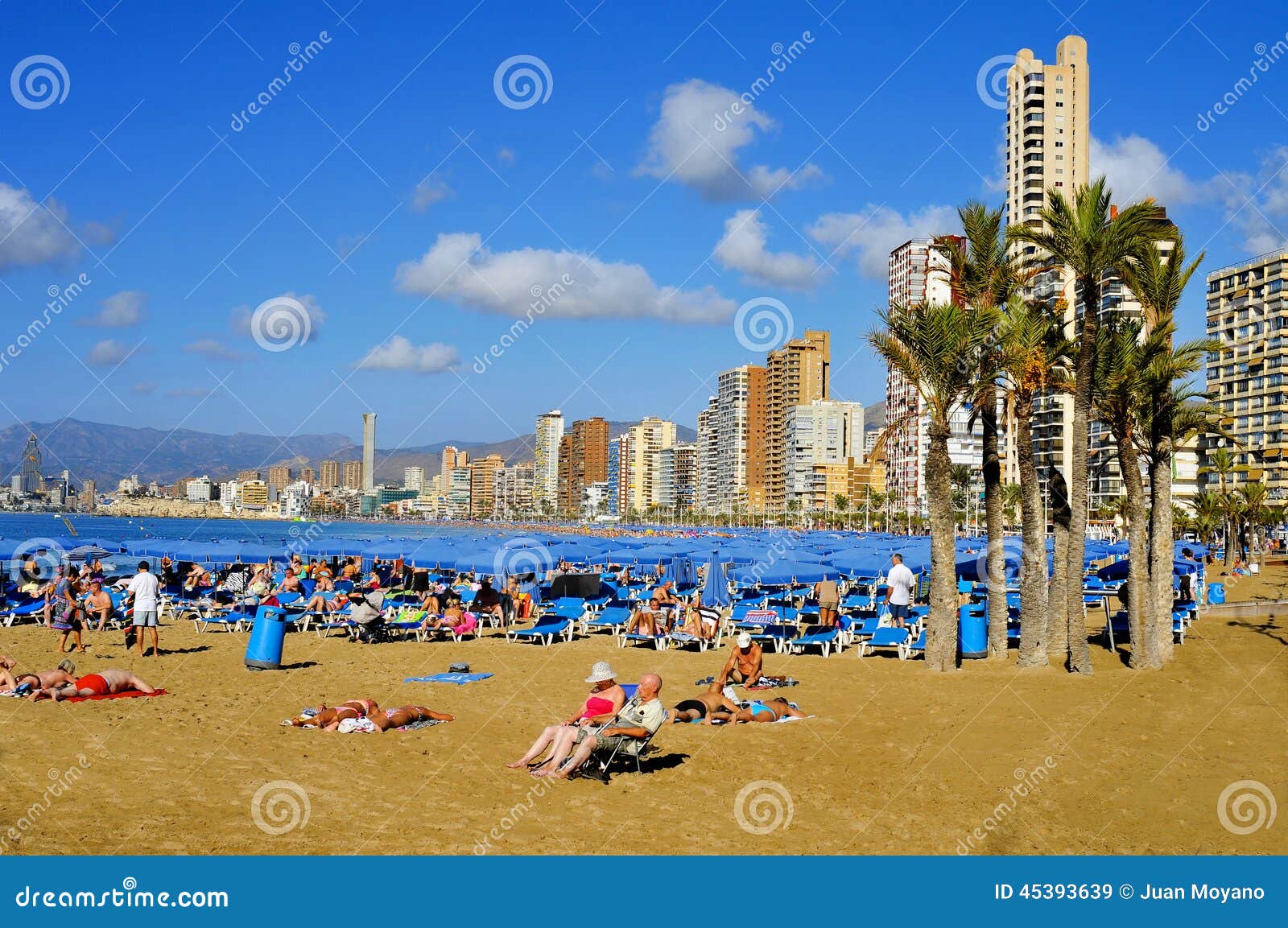 Praia De Levante, Em Benidorm, Espanha Imagem de Stock Editorial ...