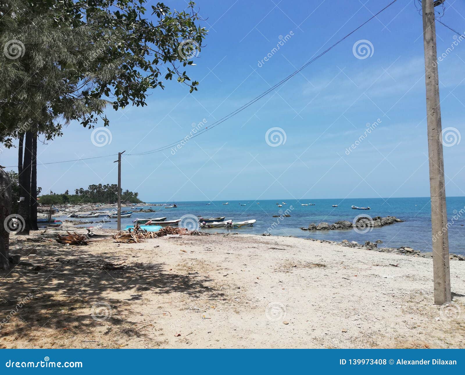 Praia de Mathagal foto de stock. Imagem de igreja, praia - 139973408