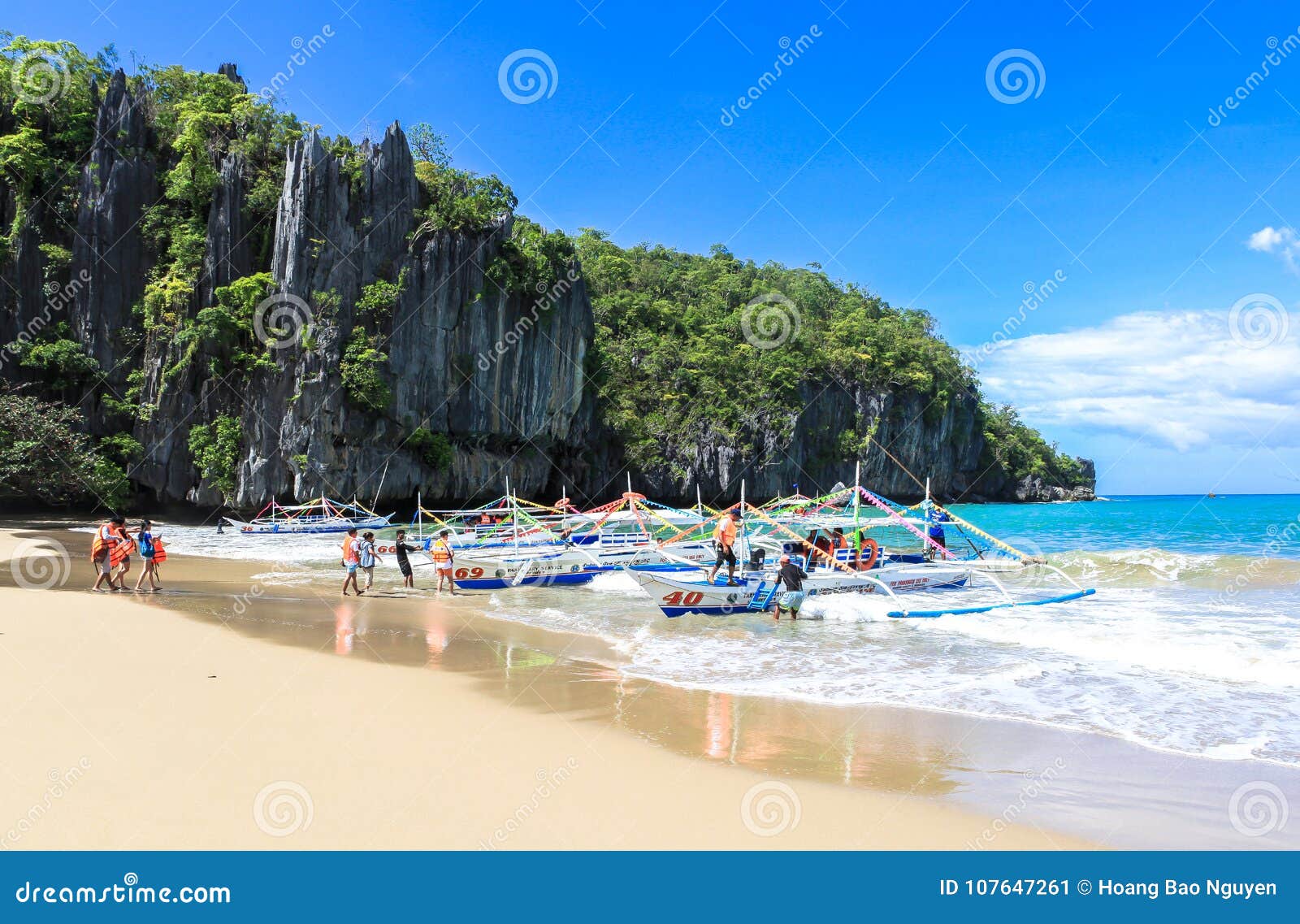A Praia De Puerto Princesa, Filipinas Foto Editorial - Imagem de ...