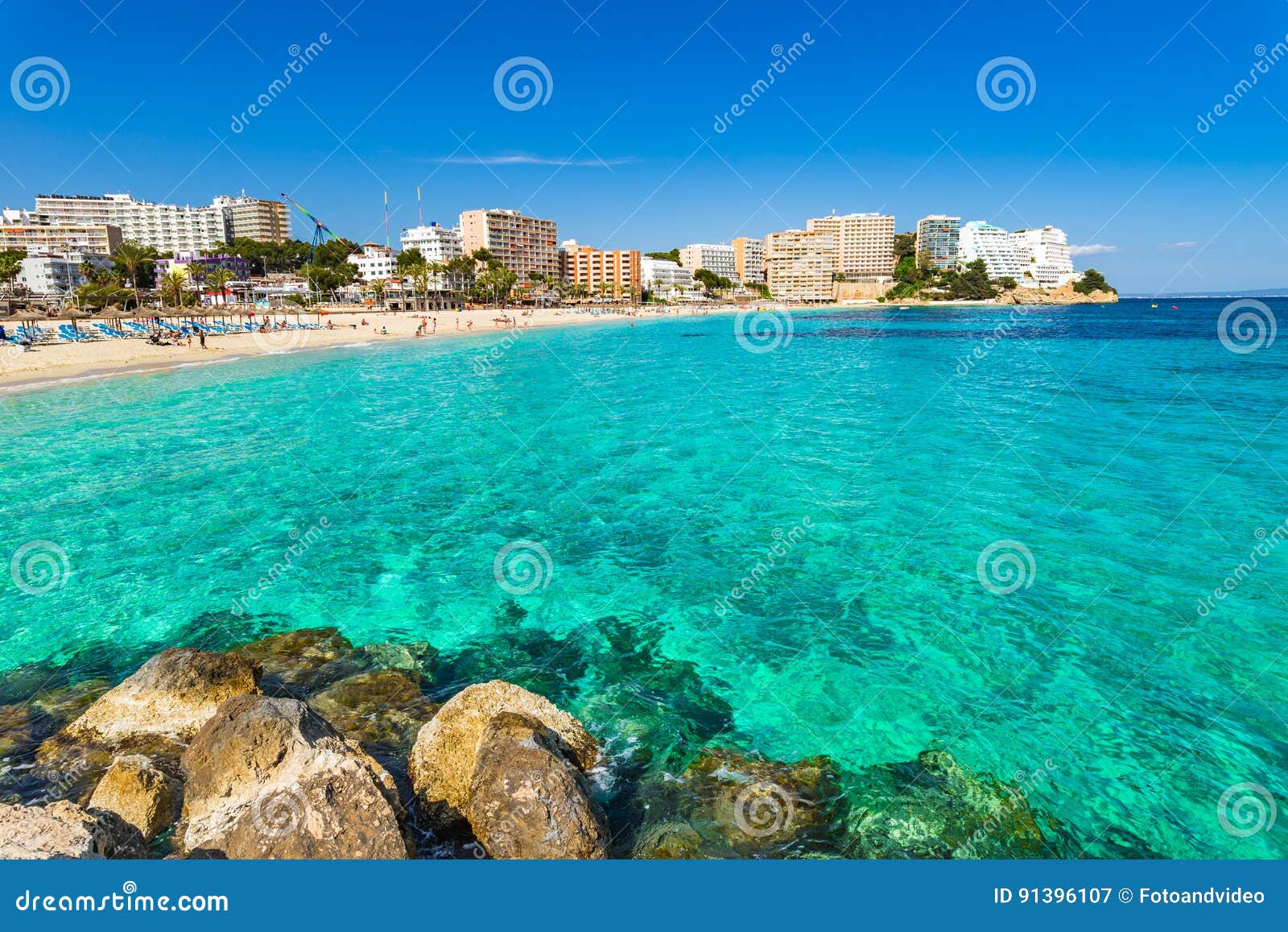 Praia Magaluf De Majorca Da Espanha Imagem de Stock - Imagem de hotéis ...