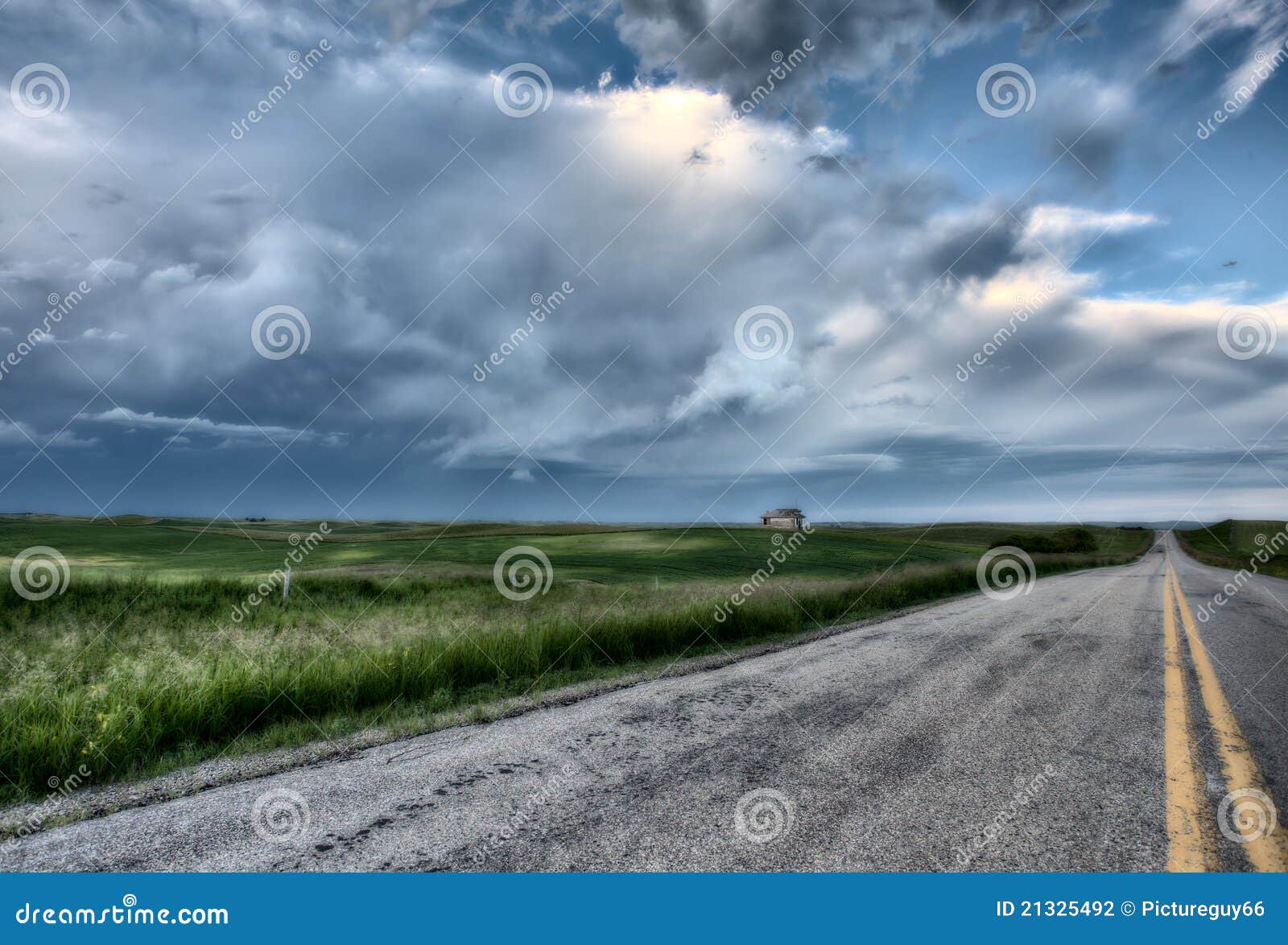 Prairie Road and School House Stock Photo - Image of empty, open: 21325492