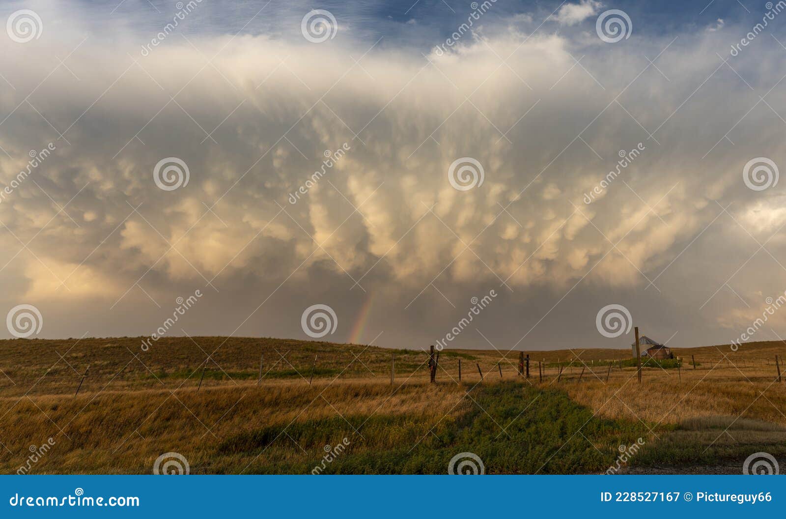 Prairie Storm Canada stock image. Image of thunderstorm - 228527167