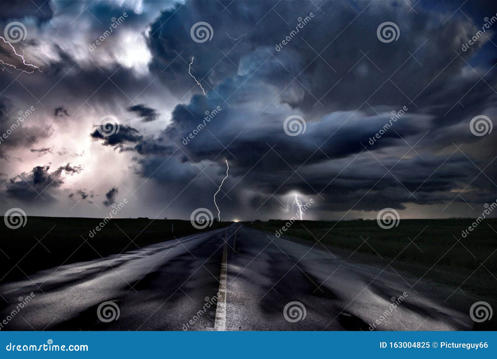 Prairie Storm Clouds Canada Stock Image - Image of thunderstorm ...