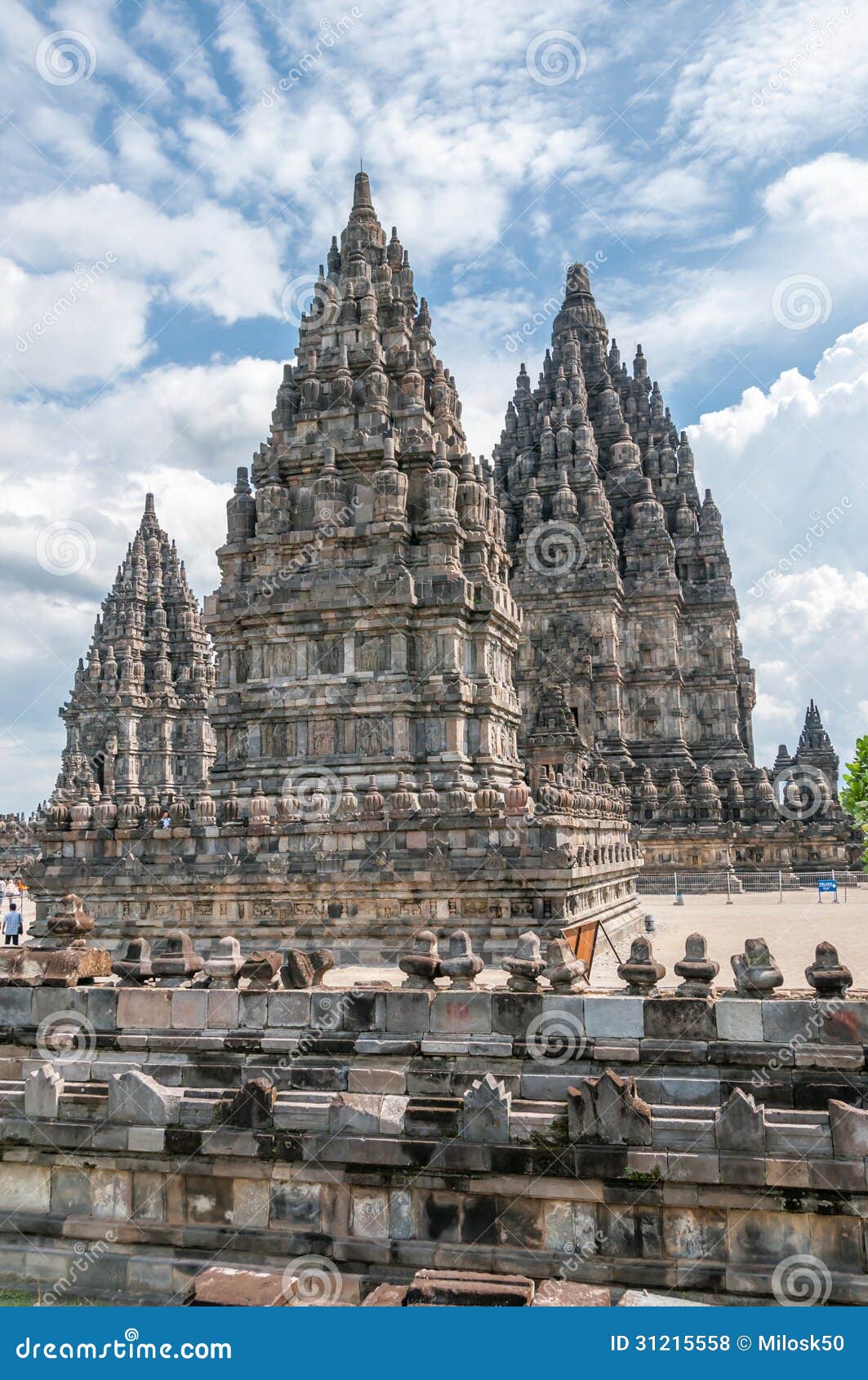 Prambanan-Tempel stockfoto. Bild von bügel, hinduistisch - 31215558